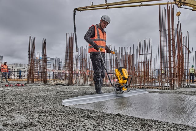 Power Tools | Storage | Landscaping | DEWALT